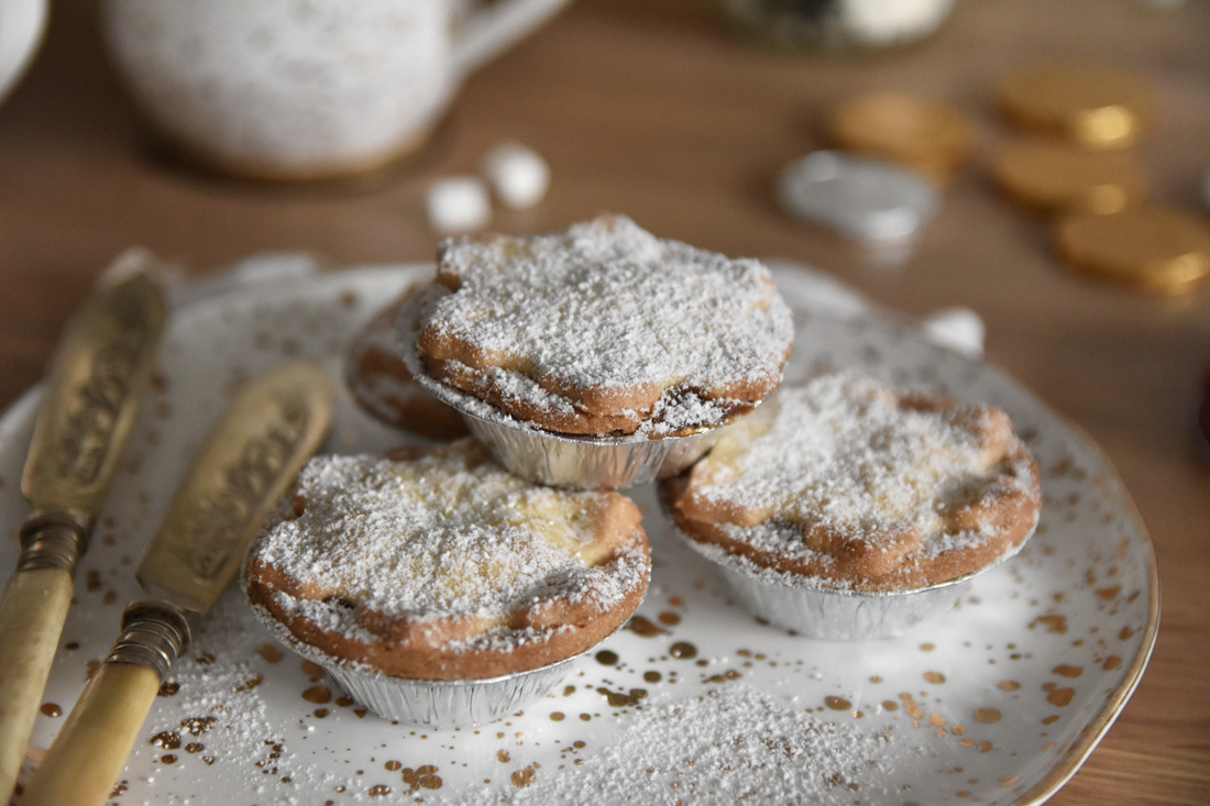 A Sustainable Christmas with Zero Waste Scotland • Hollie Berries