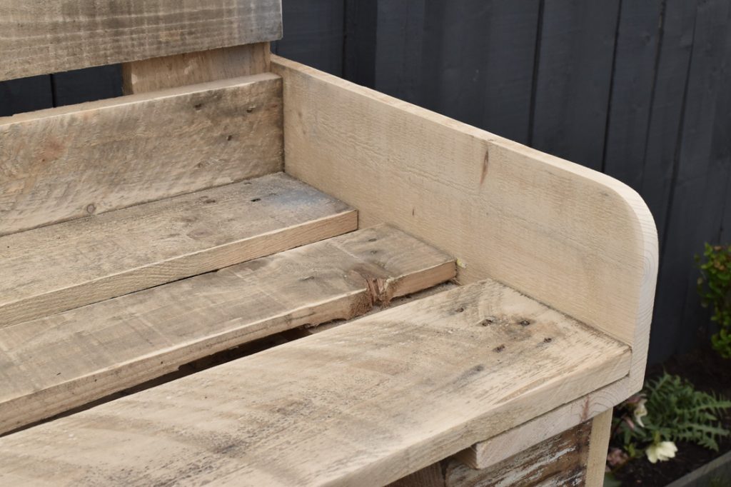 Upcycled Pallet DIY Potting Table • Hollie Berries